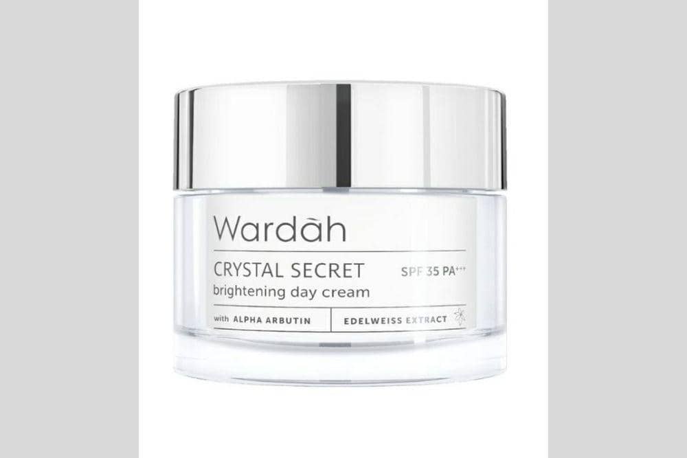 9 Produk Wardah untuk Menghilangkan Flek Hitam | Popbela.com