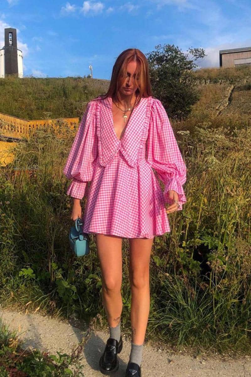 Ide Perpaduan Outfit Warna Pink, Gaya yang Fun! | Popbela.com