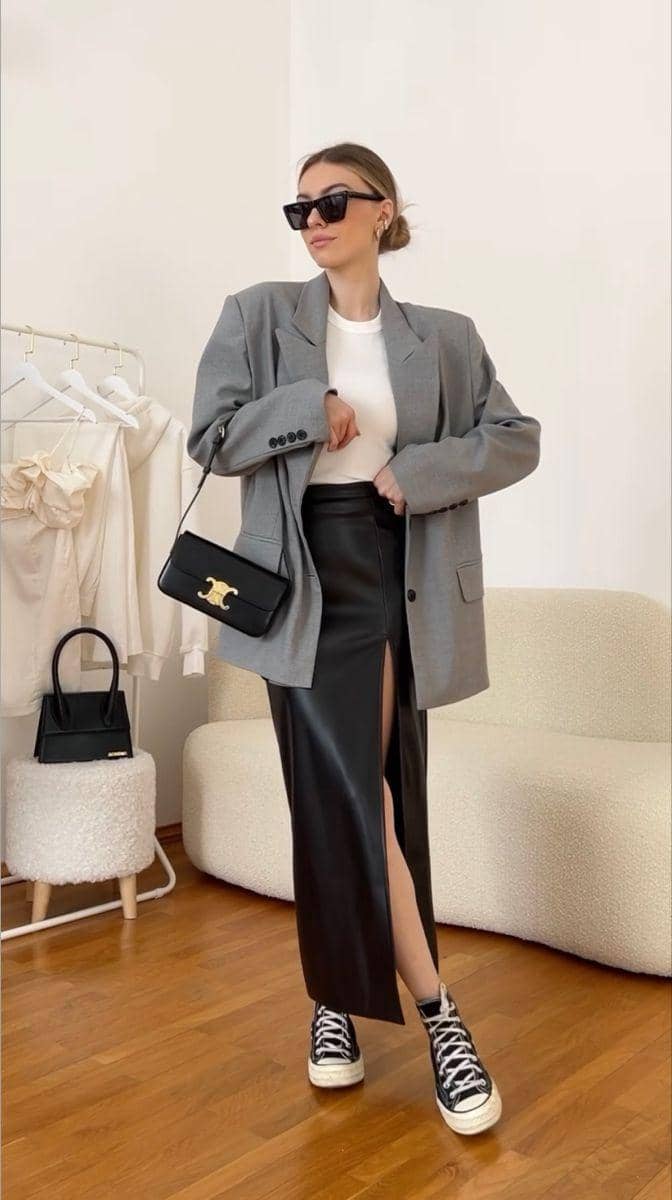 9 Mix and Match Warna Abu-Abu yang Stylish dan Keren | Popbela.com