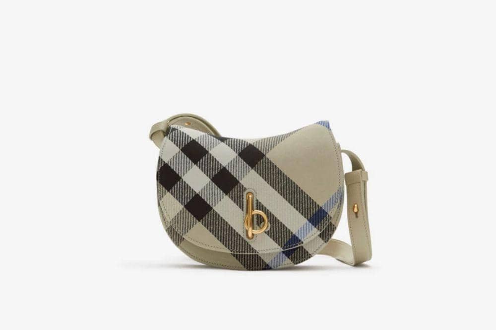 15 Merek Tas Selempang Wanita Branded, Berkualitas! | Popbela.com
