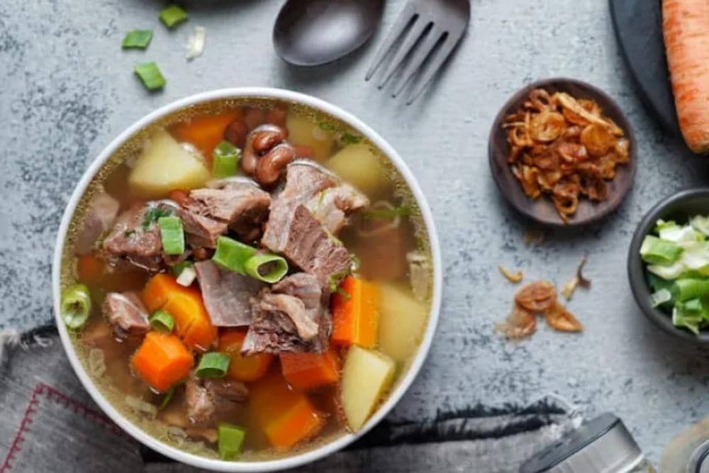 6 Resep Sop Daging Sapi yang Gurih dan Segar | Popbela.com
