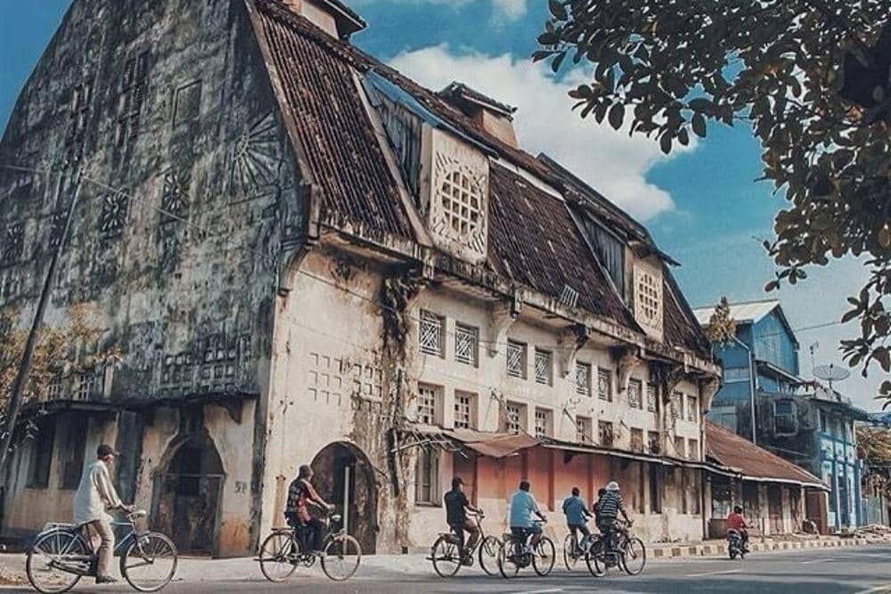 12 Tempat Wisata di Padang yang Lagi Hits dan Populer | POPBELA.com