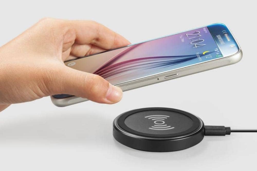 15 Rekomendasi HP Wireless Charging di Bawah 3 Juta | Popbela.com