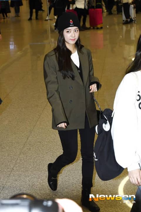 8 Merek Topi Branded Wanita, Sering Dipakai Seleb | Popbela.com