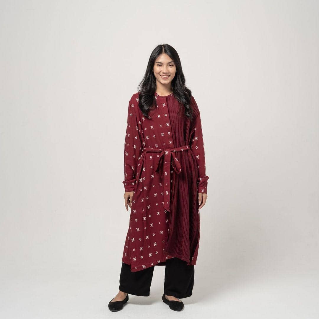 8 Model Baju Lebaran Simple tapi Elegan, Gamis sampai Oneset | Popbela.com