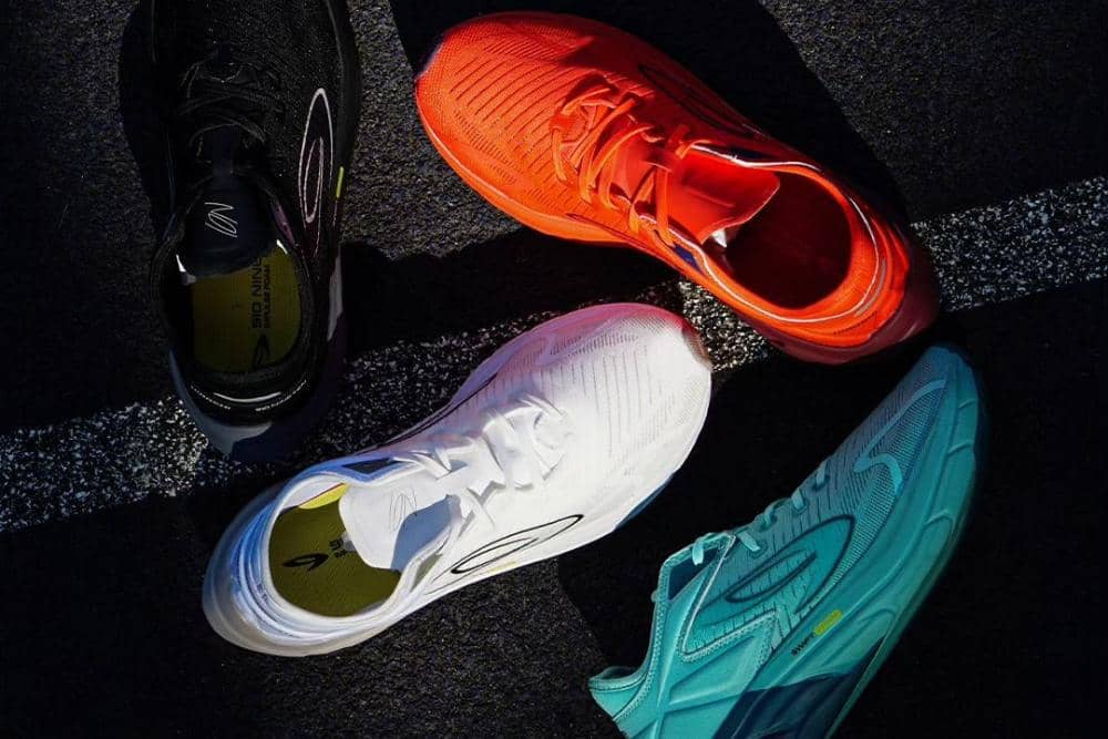 10 Sepatu Running Nineten 910 Terbaik untuk Pria dan Wanita | POPBELA.com