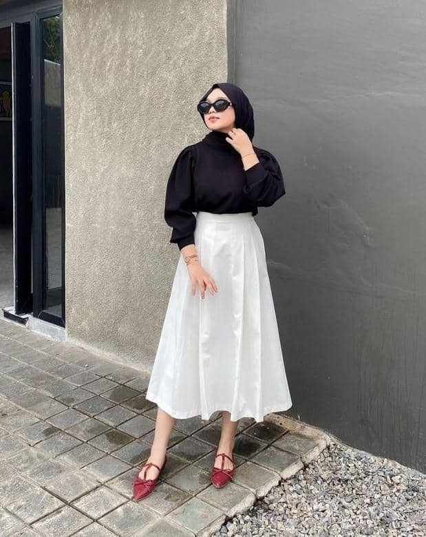 10 Ide OOTD Rok Putih yang Anggun dan Feminin, Manis! | POPBELA.com