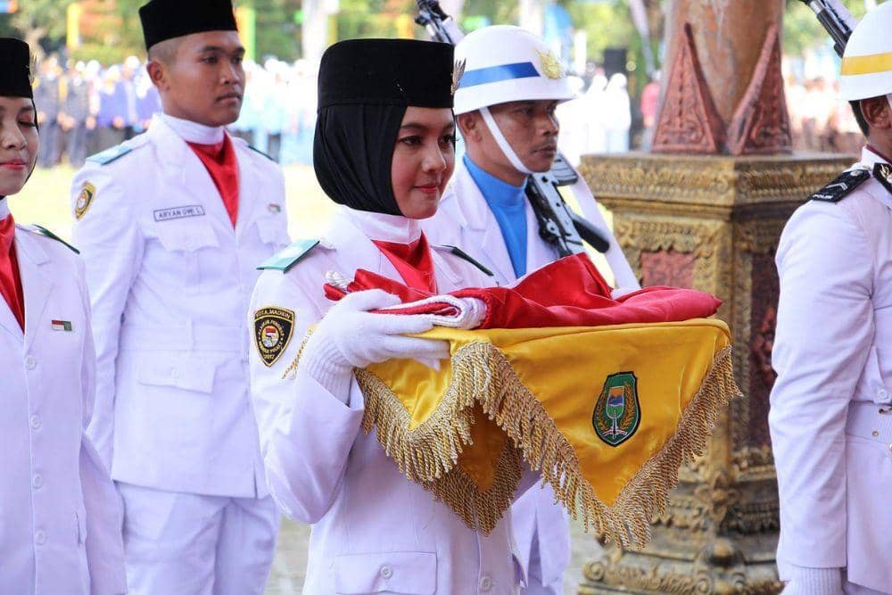 10 Daftar Perlengkapan Paskibra Putra dan Putri Lengkap | Popbela.com