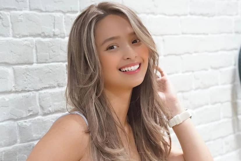 6 Inspirasi Warna Rambut Milk Tea untuk Tampilan Manismu | POPBELA.com