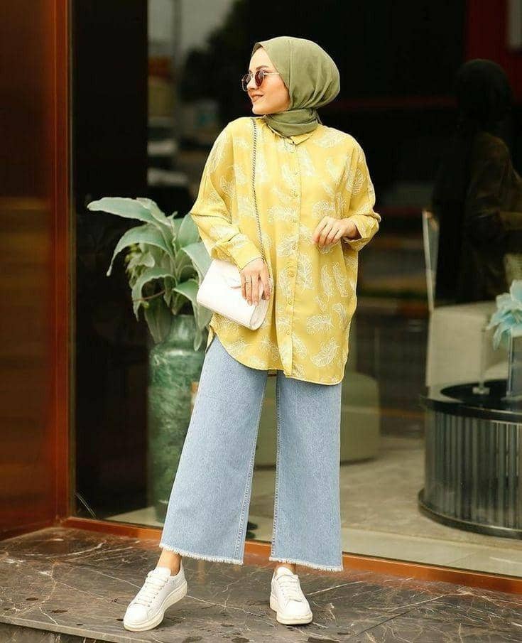 Baju Warna Kuning Cocok dengan Warna Apa? Ini 8 Inspirasinya | Popbela.com