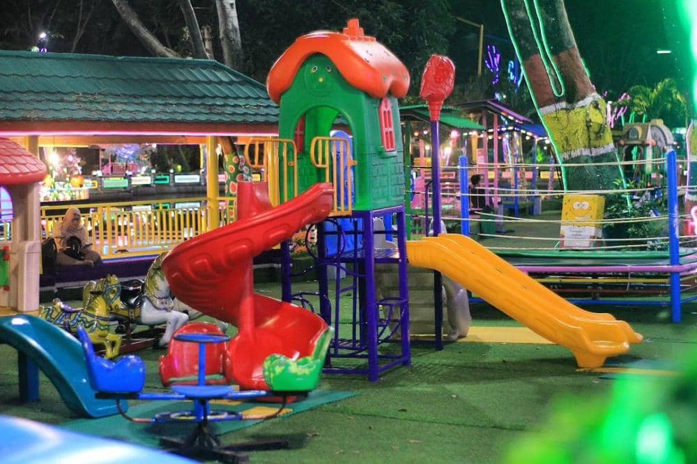 Rainbow Alamanda: Rute, Tiket, dan Wahana Seru Orang Bekasi | Popbela.com