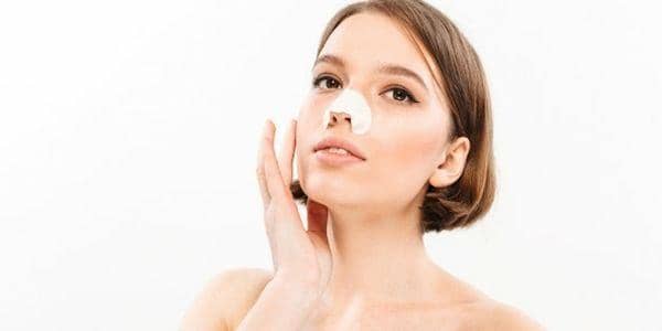 Komedo Tertutup: Gejala, Penyebab dan Cara Mengatasi | Popbela.com