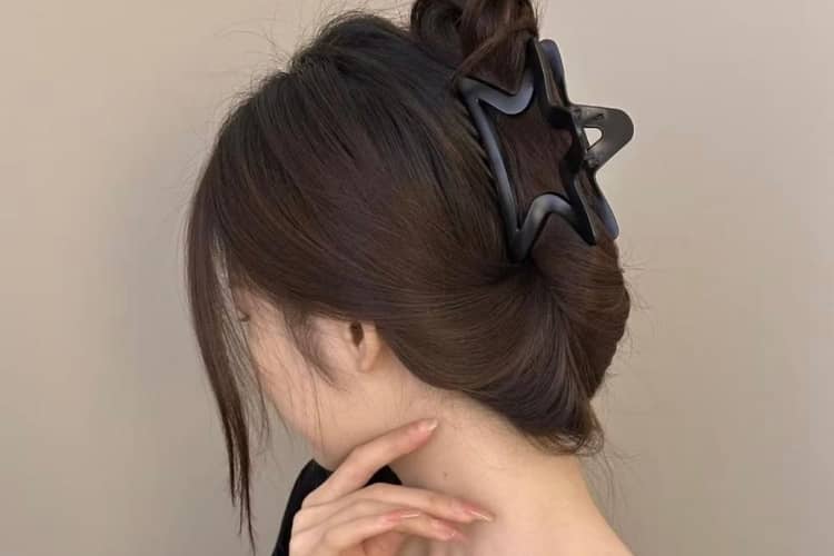 5 Cara Jepit Rambut Menggunakan Jedai, Praktis Banget! | Popbela.com