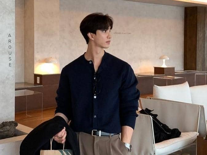 9 Inspirasi Outfit Smart Casual untuk Pria, Necis dan Keren! | Popbela.com