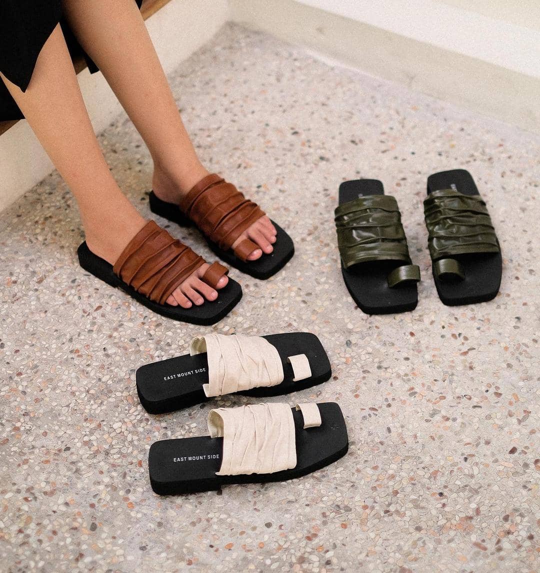 10 Merek Sandal Selop Wanita Branded yang Stylish Kekinian | Popbela.com