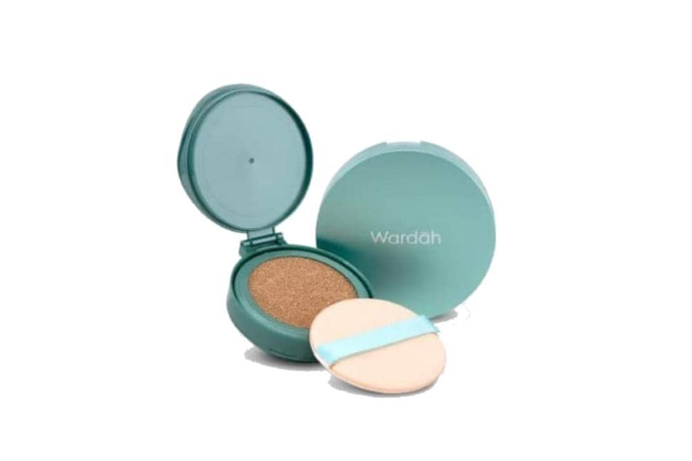 5 Bedak Padat Wardah yang Full Coverage dan Tahan Lama | Popbela.com