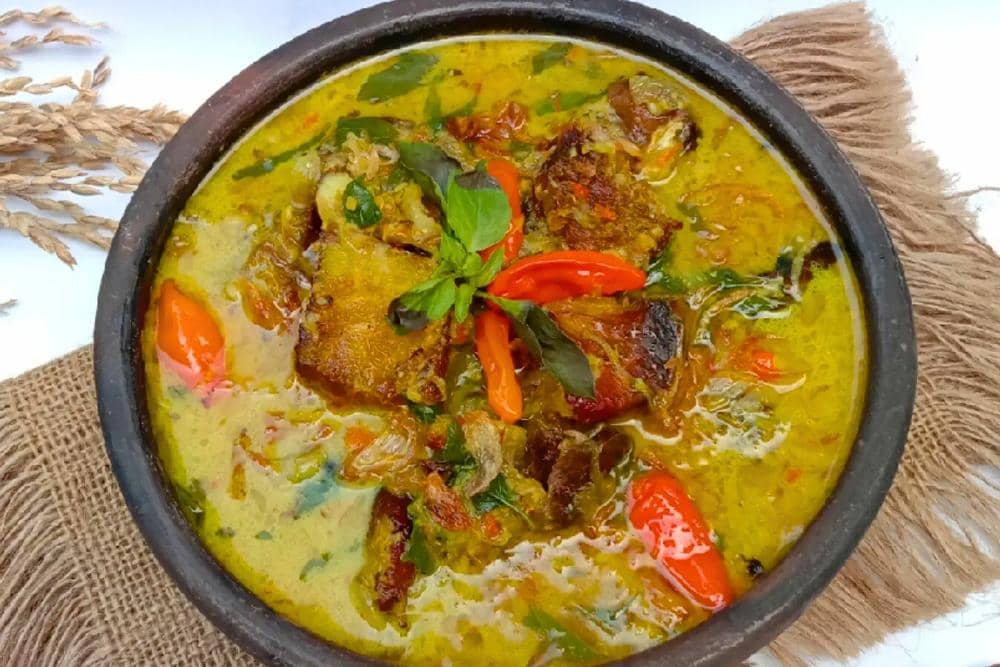 Resep Mangut Ikan Asap yang Lezat dan Mudah Membuatnya | Popbela.com