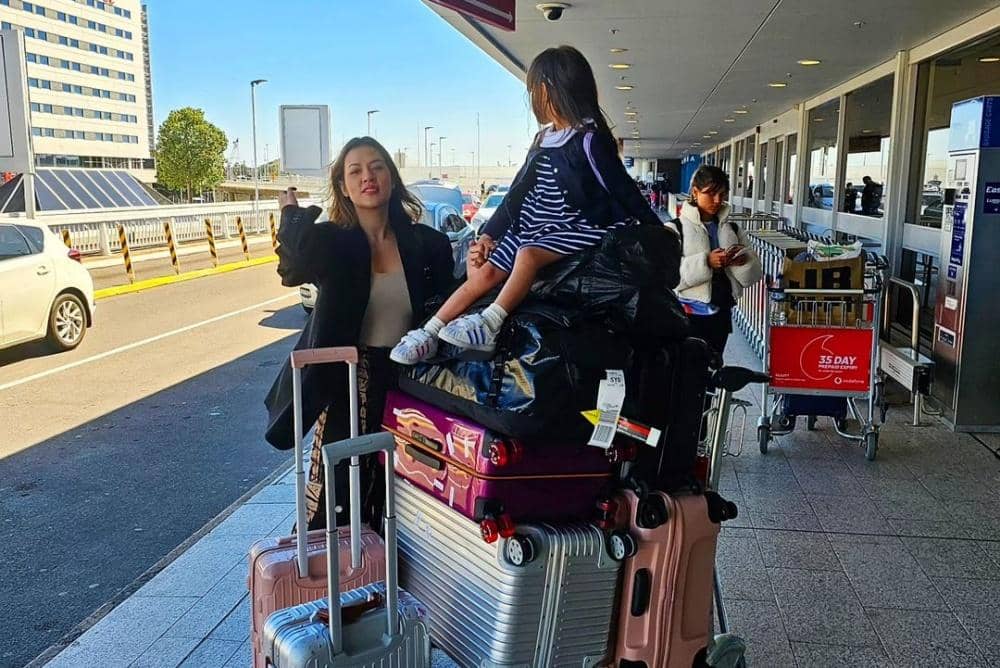 7 Fakta Keluarga Hamish Daud, Suami Raisa yang Family Man | Popbela.com