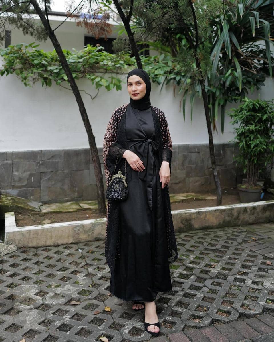 8 Model Dress Kondangan Simple Elegan a la Selebgram | Popbela.com