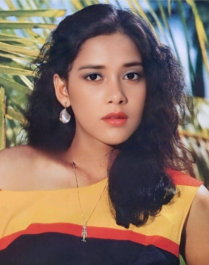 Intip Gaya Vintage Style 80-an Wanita Indonesia | Popbela.com