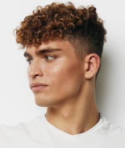 10 Potongan Rambut Mid Fade yang Trendi untuk Laki-Laki | Popbela.com