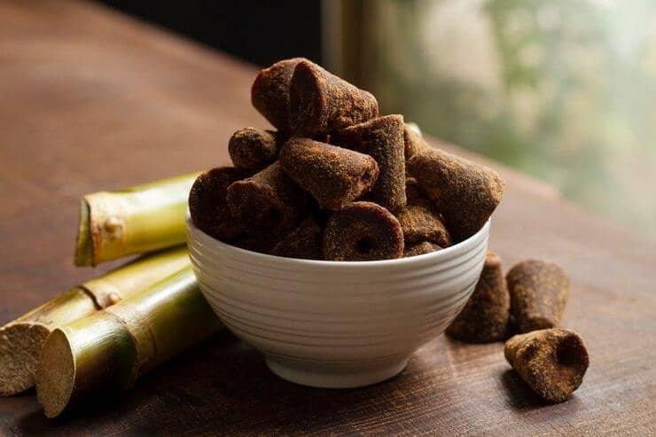 8 Perbedaan Gula Aren dan Gula Merah, Mana Lebih Sehat? | POPBELA.com