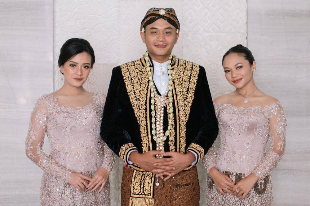 5 Fakta Keluarga Amel Carla, Adiknya TikToker Pasming Based | POPBELA.com