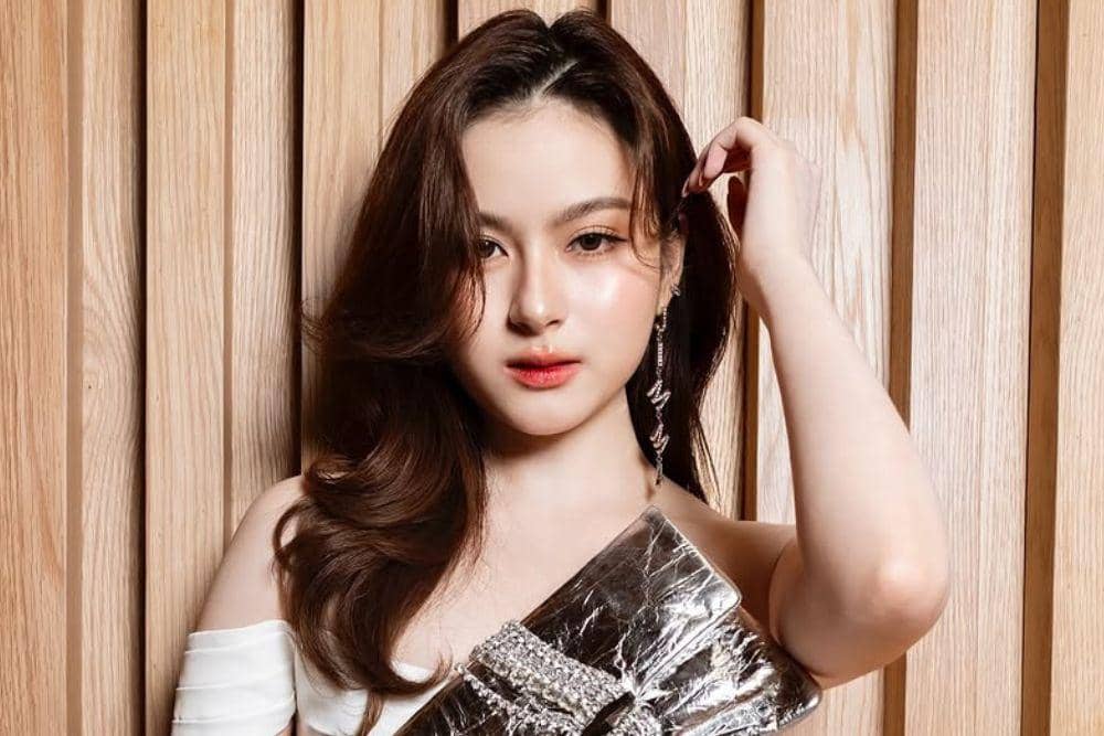 Dramatis, Intip Gaya Riasan Prim Chanikarn | Popbela.com