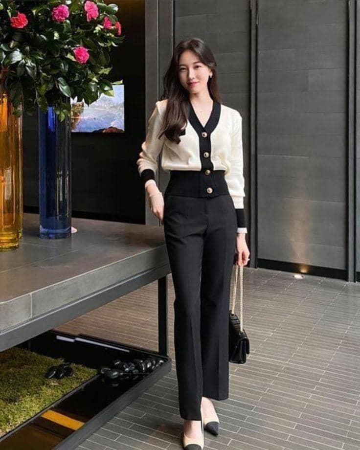 8 Outfit Simple Pendamping Wisuda yang Stylish dan Keren | Popbela.com