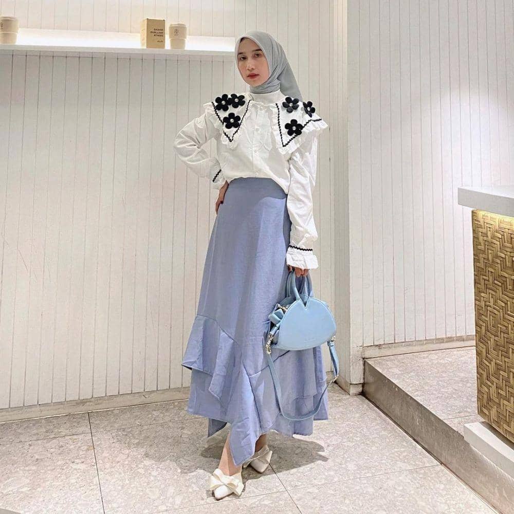 8 Outfit Simple Pendamping Wisuda yang Stylish dan Keren | Popbela.com