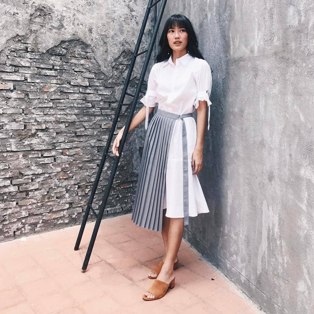 8 Outfit Simple Pendamping Wisuda yang Stylish dan Keren | Popbela.com