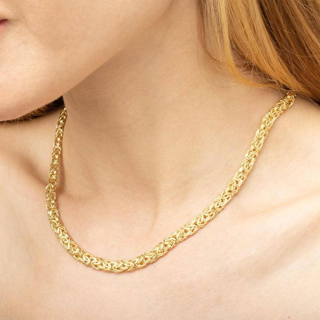 9 Model Kalung Emas yang Simple dan Elegan | Popbela.com