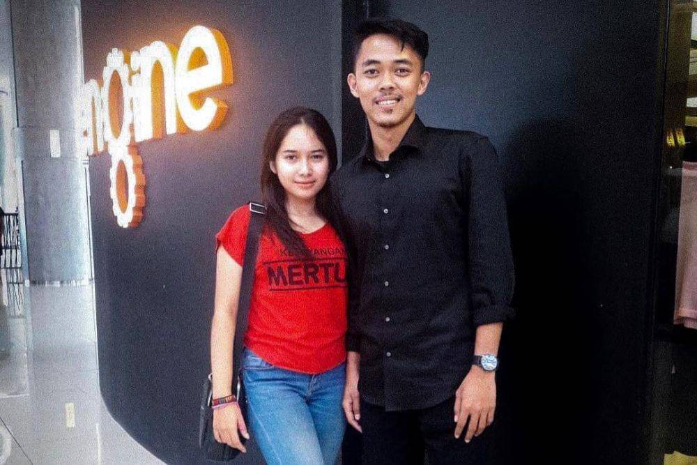 Kisah Cinta Dilan Janiyar dan Suami yang Disorot | Popbela.com