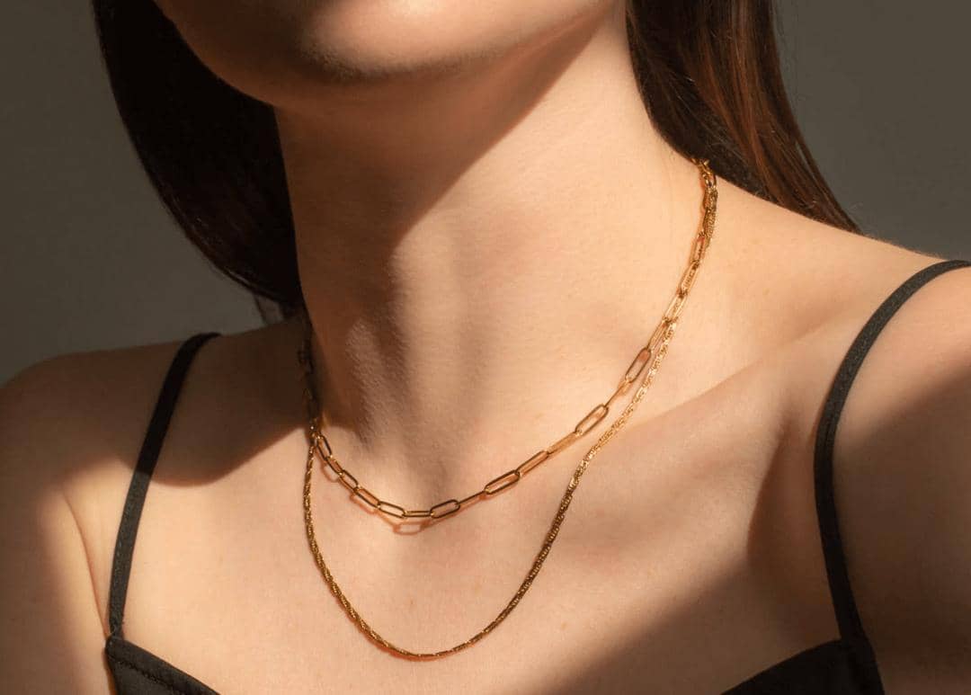 9 Model Kalung Emas yang Simple dan Elegan | POPBELA.com