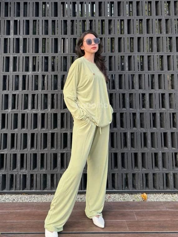 8 Model Baju Setelan Wanita Terbaru yang Kekinian, Stylish! | Popbela.com