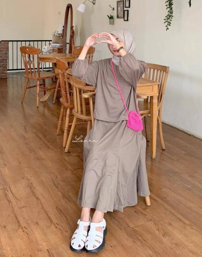 8 Model Baju Setelan Wanita Terbaru yang Kekinian, Stylish! | Popbela.com