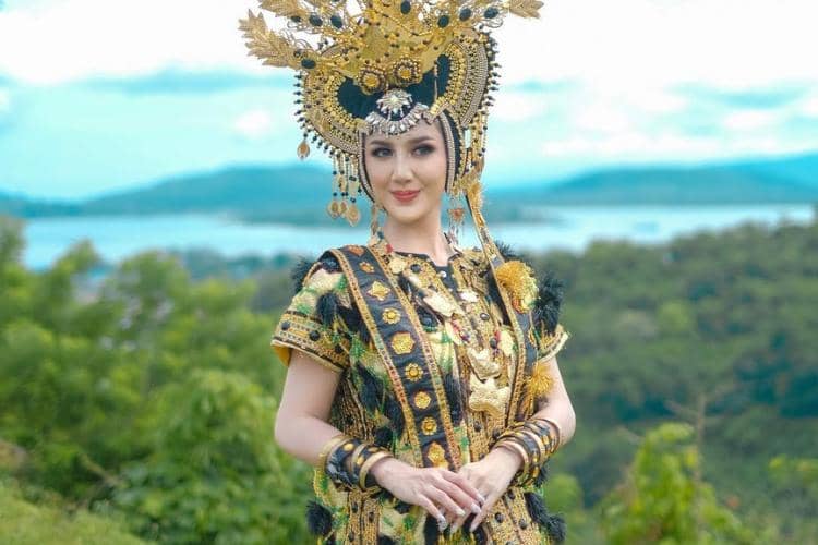 Kenal Lebih Dekat Pakaian Adat Buton Asal Sulawesi Tenggara | Popbela.com