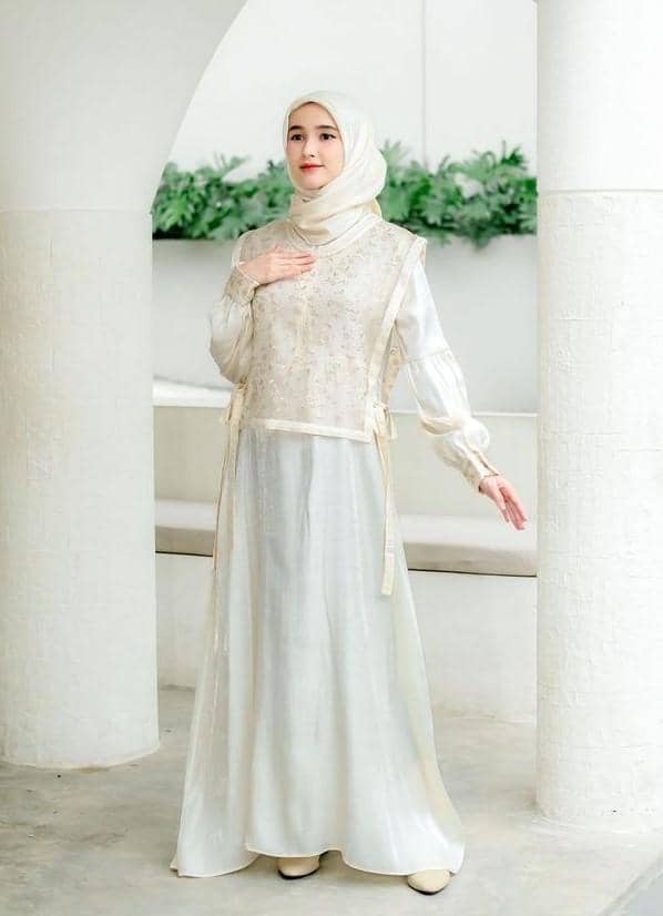 15 Trend Baju Lebaran 2025 Berbagai Model yang Elegan | Popbela.com