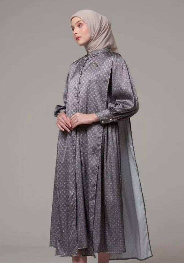 Gamis Terbaru 2025 Simple Elegan, Tampil Makin Stylish | Popbela.com