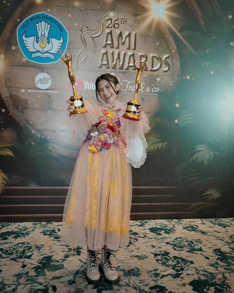 Gaya Quinn Salman, Pengisi Suara Meri di Film 'Jumbo' | Popbela.com