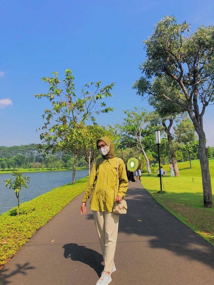 Baju Warna Lemon Cocok dengan Celana Warna Apa? Ini Pilihannya ...