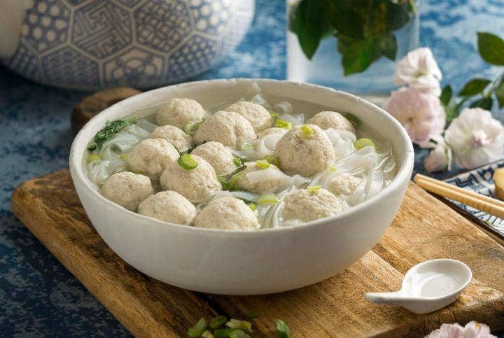 10 Resep Kuah Bakso yang Nikmat dan Gurih, Mudah Dibuat | Popbela.com