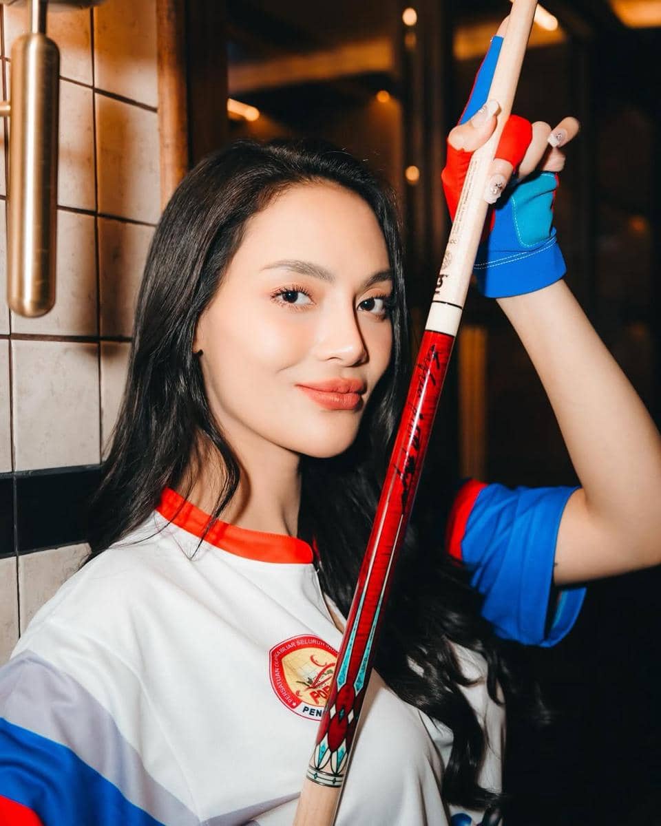 Profil dan Biodata Erika Carlina, Artis Asal Cilacap | Popbela.com