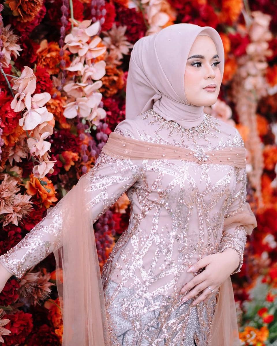 5 Contoh Payet Kebaya Brokat yang Bisa Jadi Referensimu! | POPBELA.com