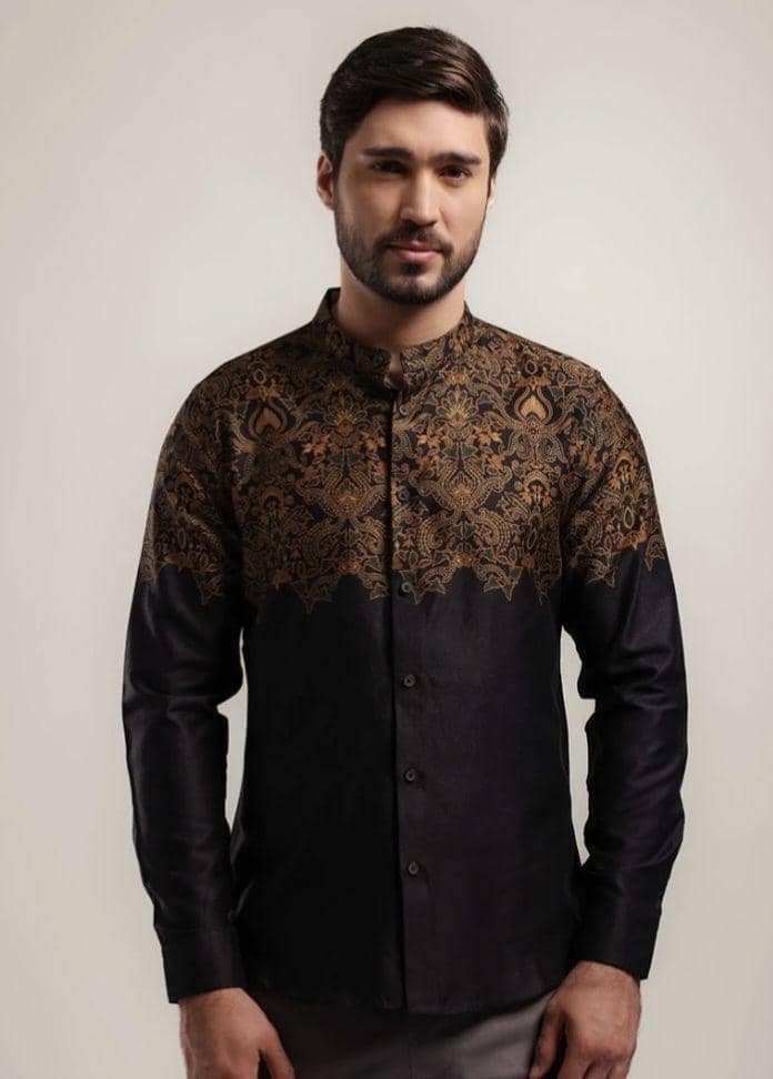 7 Model Baju Batik Pria Lengan Panjang, Stylish dan Trendi | Popbela.com