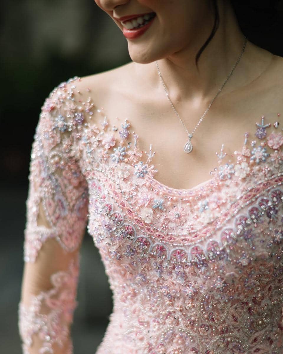 5 Contoh Payet Kebaya Brokat yang Bisa Jadi Referensimu! | POPBELA.com