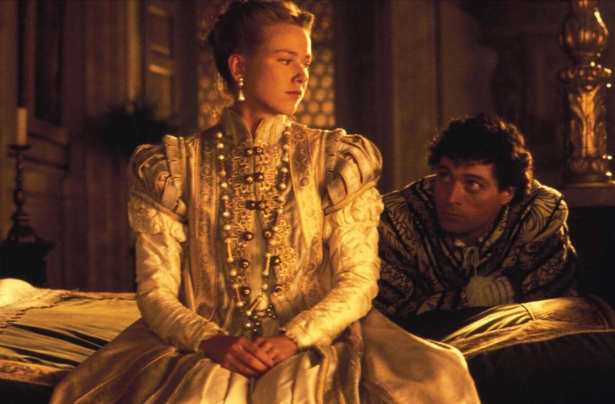 7 Gaya Modis Naomi Watts di Film dan Serial Hollywood Terkenal | Popbela.com