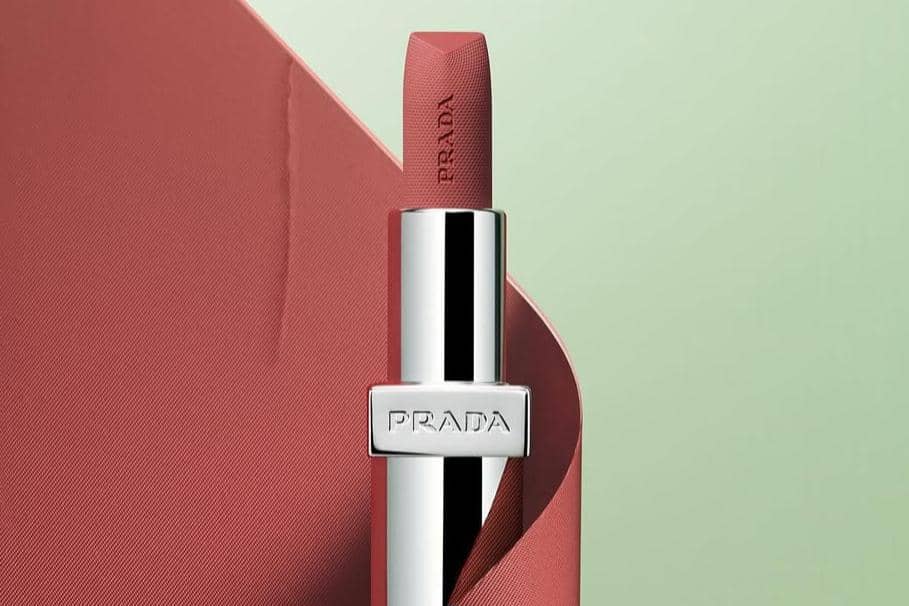 Review: Prada Monochrome Soft Matte Lipstick | POPBELA.com
