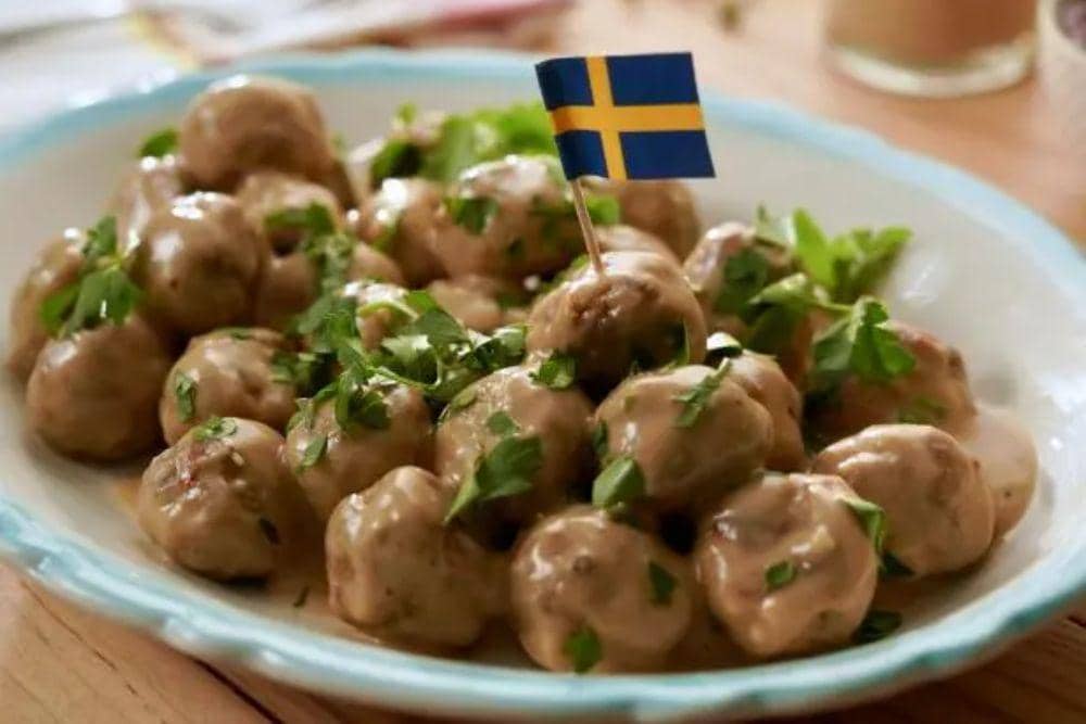7 Resep Olahan Bakso untuk Lauk, Jadi Andalan Menu Harian! | Popbela.com