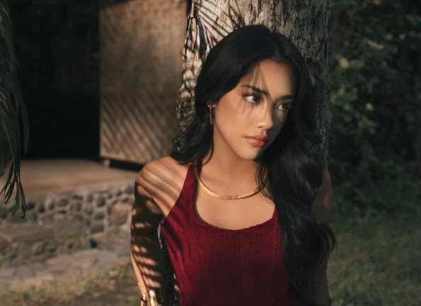 Profil dan Biodata Baila Fauri: Agama, Umur, dan Fakta Menarik | Popbela.com